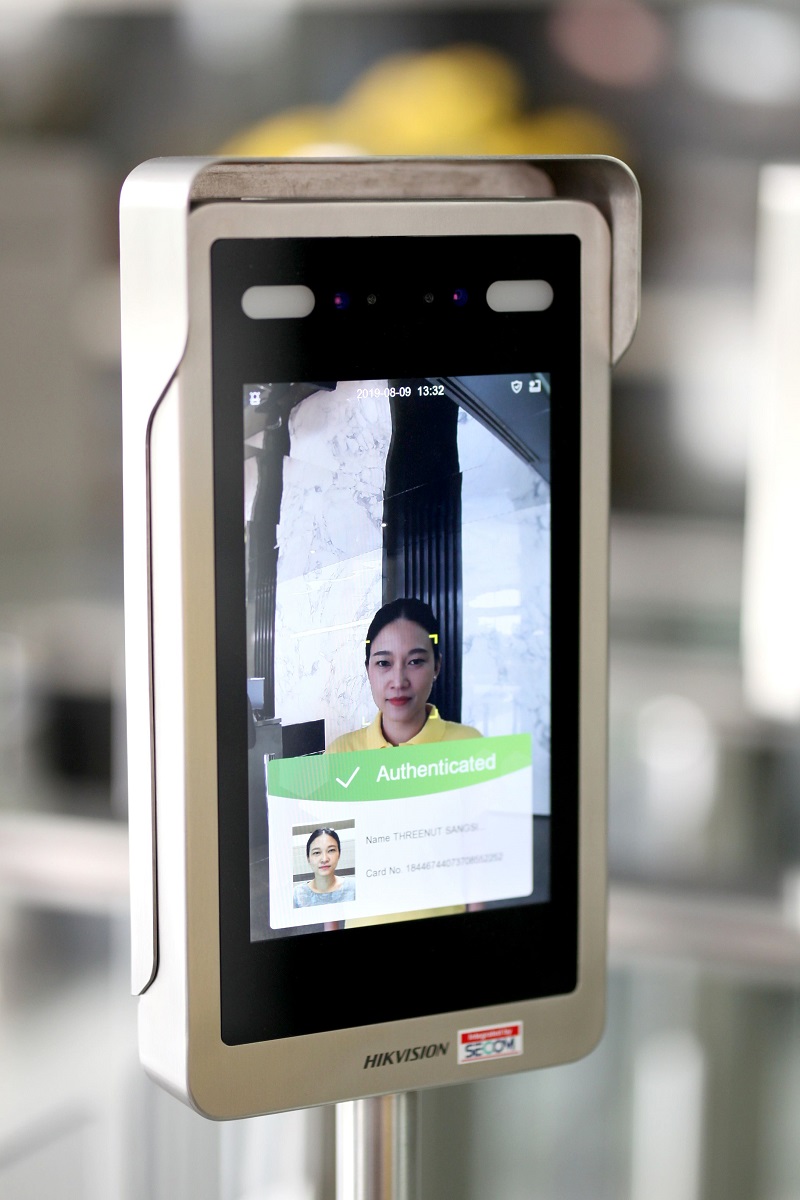 หน้าจอระบบ face scan system | The eLeader